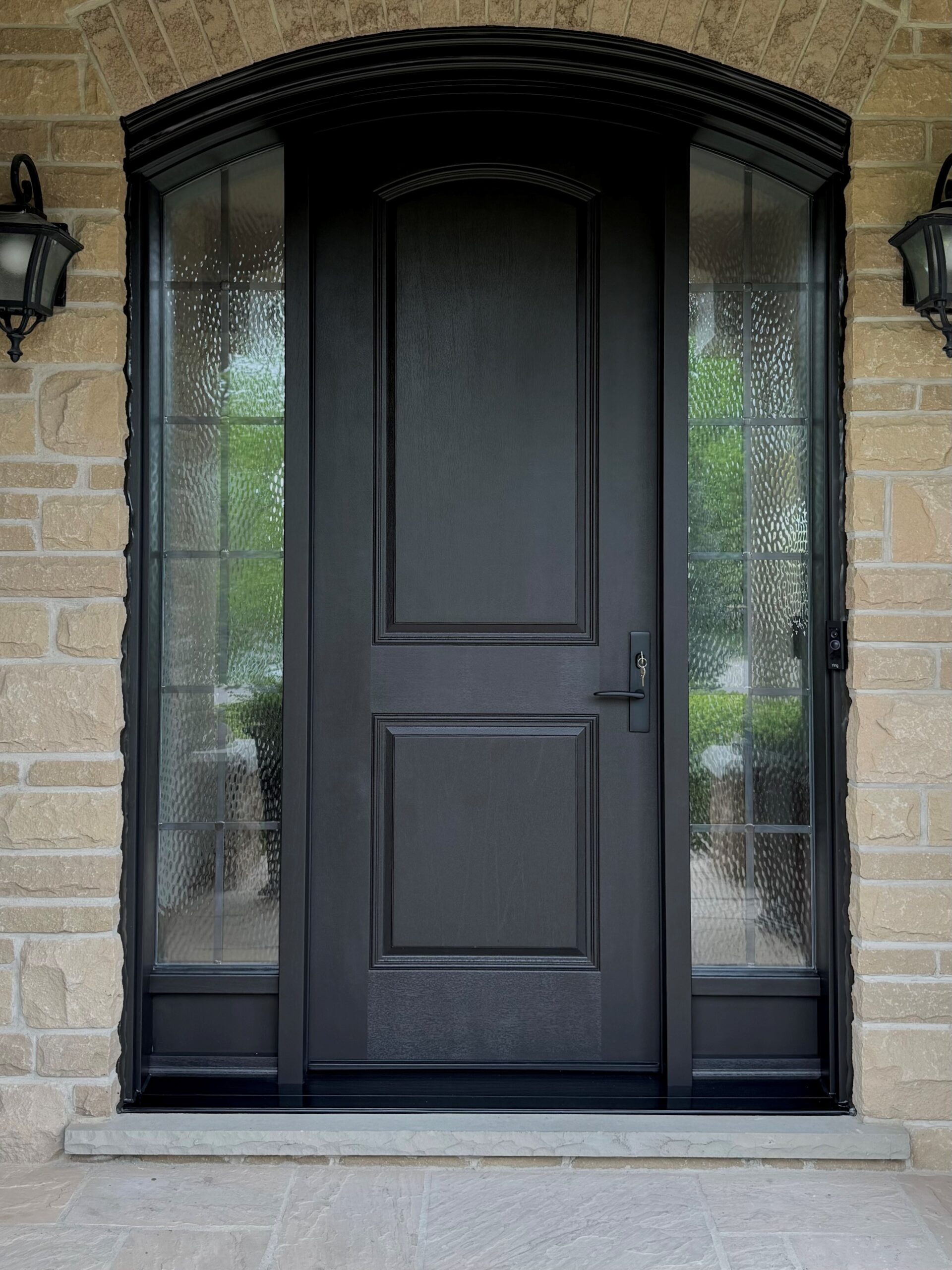 Traditional Mahogany Grain Fibreglass Arched Door in Campbellville ...